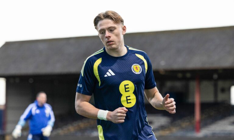 Ex-Dundee star and United boss backs Luke Graham for Scotland