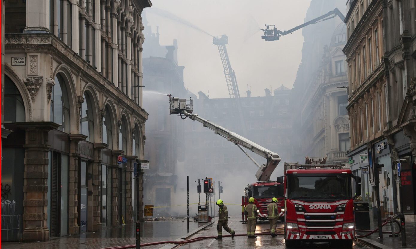 Glasgow fire: Angus Council criticised for 'AI image' and blaze claim
