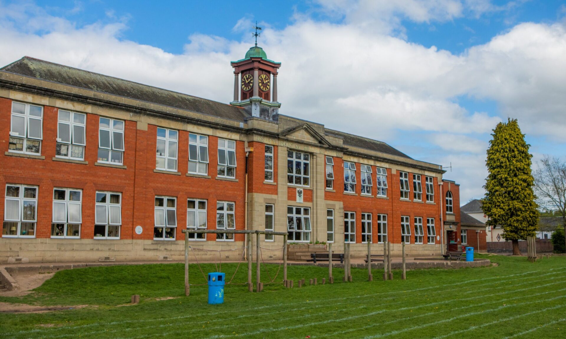 Anger as Perth primary school closes again due to boiler breakdown