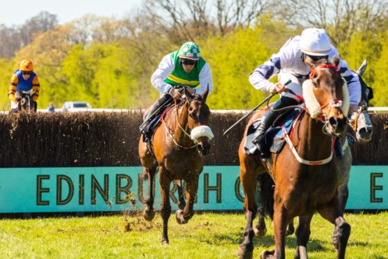 Perth festival finale draws crowds at Perth Race Course
