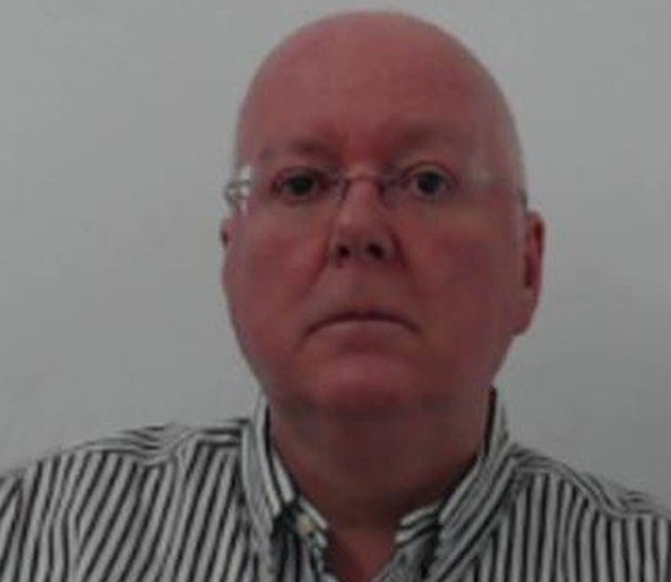 Ex-SNP chief Murrell admits embezzling £400k of party funds.