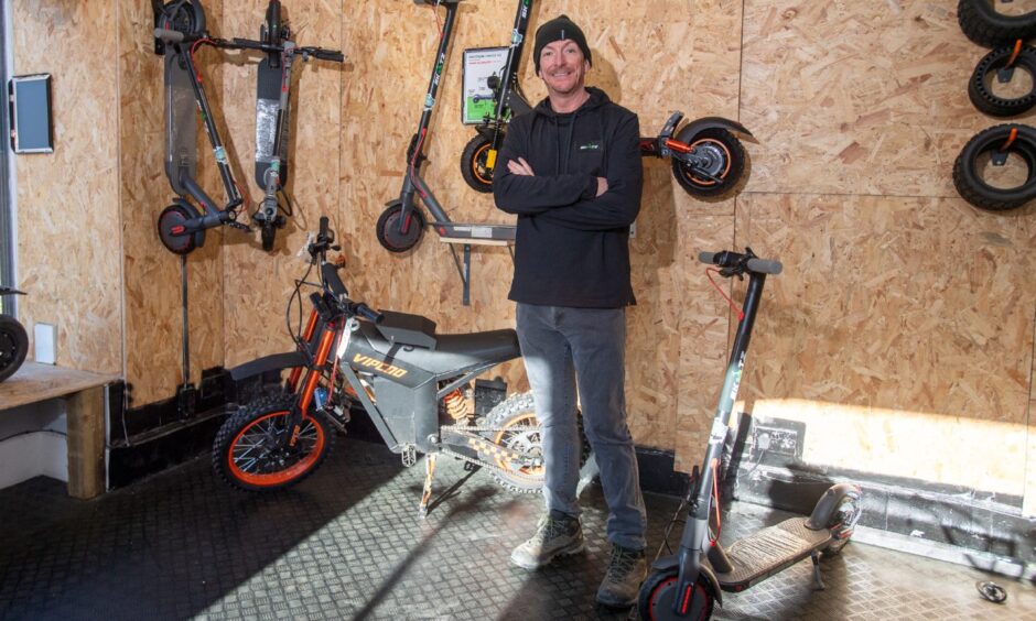 Dundee e-scooter shop manager 'assaulted' and scooter stolen