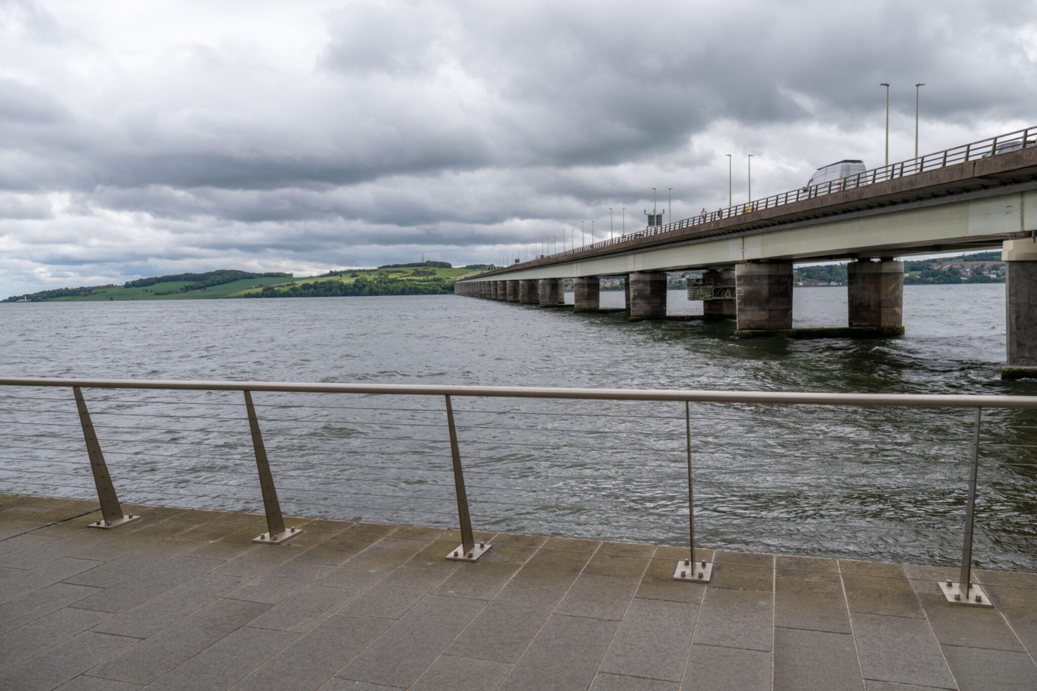 Wheelchair user stranded on Tay Road Bridge after lift malfunction