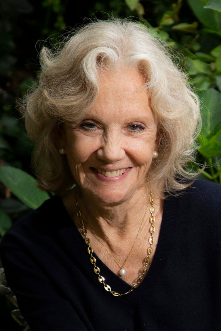 Former child star Hayley Mills is enjoying life now she sees how to ...