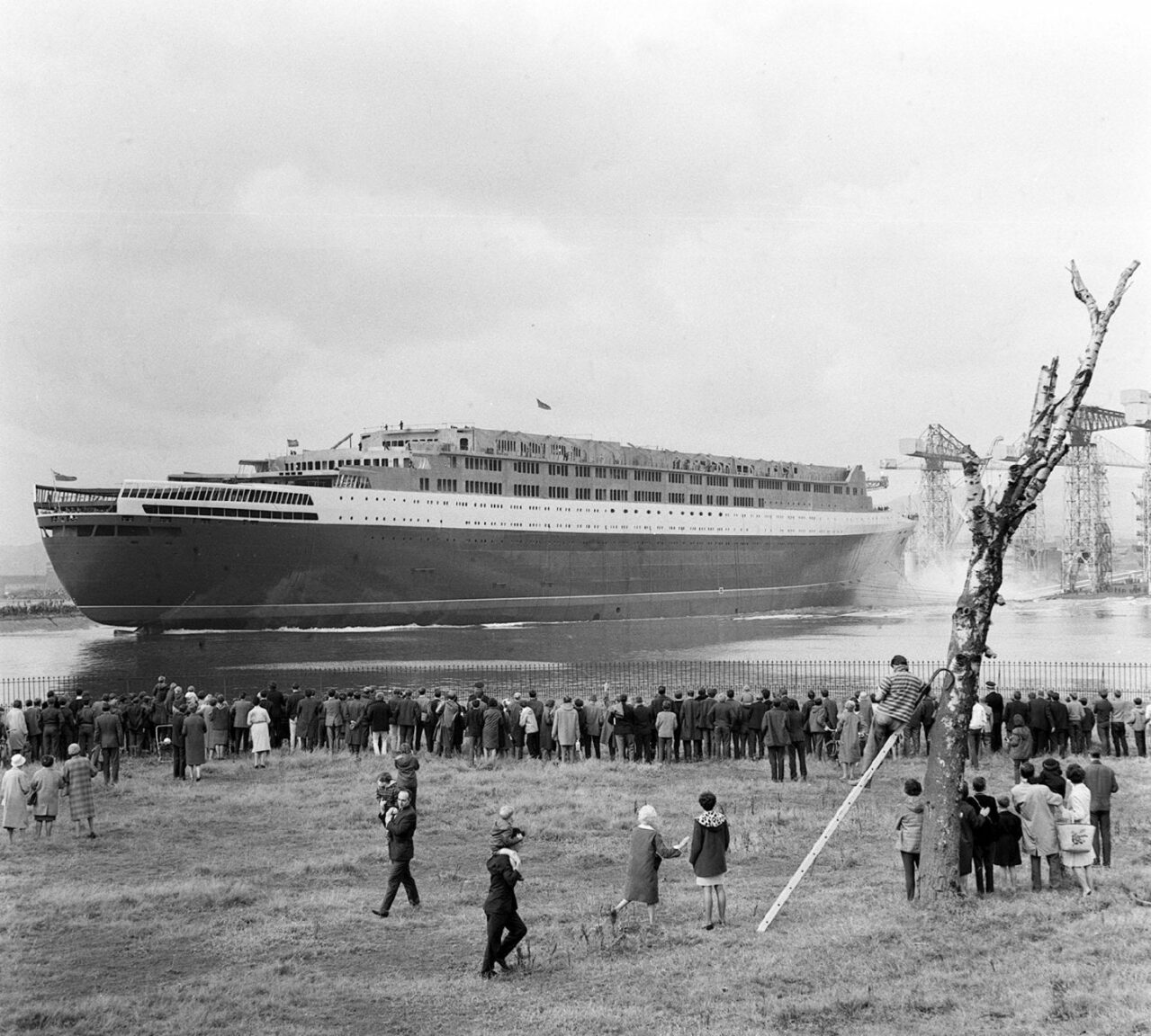 September 20, 1967: The Queen launches the QE2 ocean liner