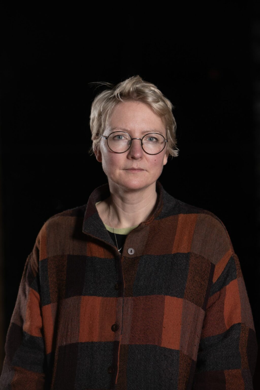 Stage reboot of Macbeth finds new force in infamous queen and this time ...