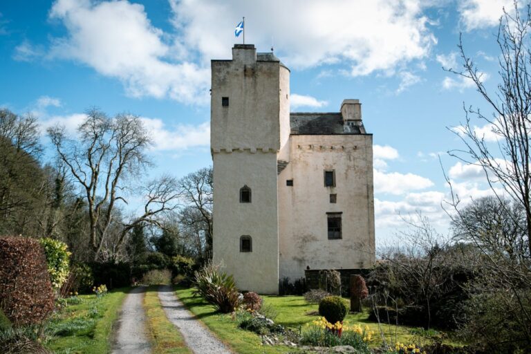 It’s a keeper! At home with the accidental castle owner and the ruins ...