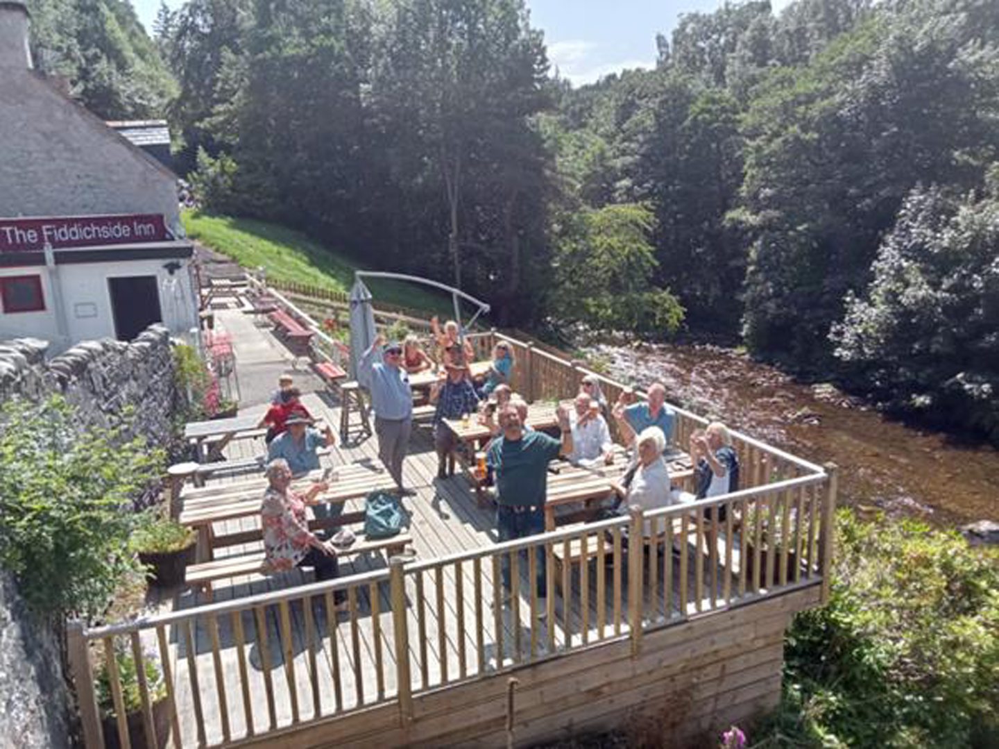 Scenic beer gardens Scotland: 5 places to try on your travels!