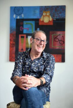 Friends' tribute to Andy Gray in play he was working on when he died