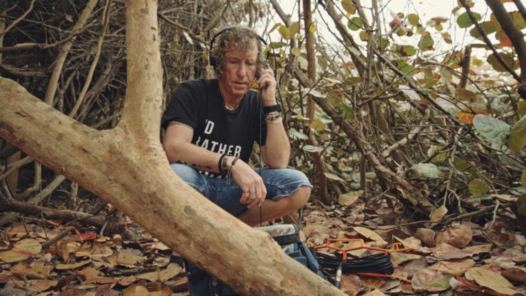 Recordist Martyn Stewart gives nature a voice in final project