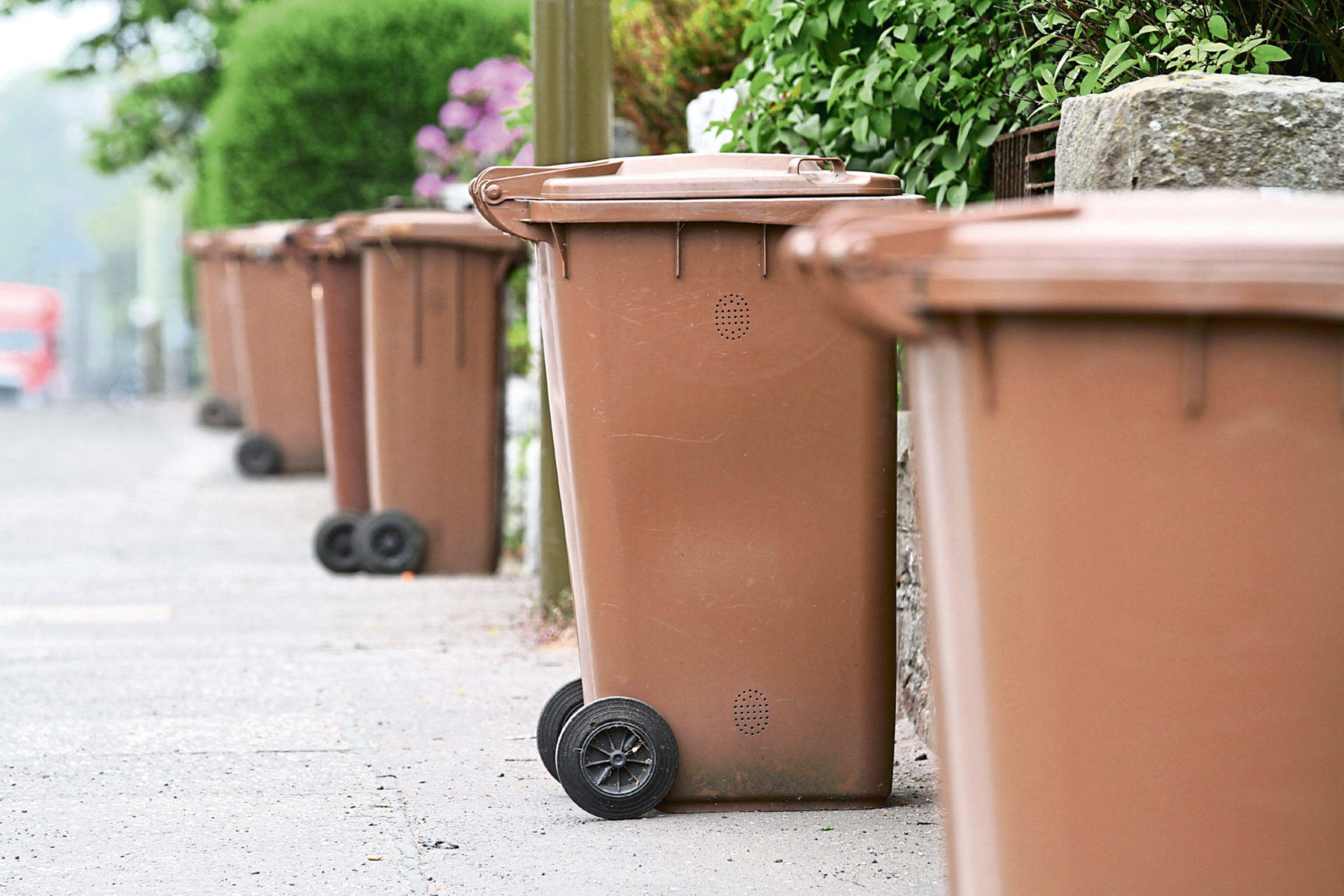 Garden waste plan may cost Aberdeenshire residents £128 per year