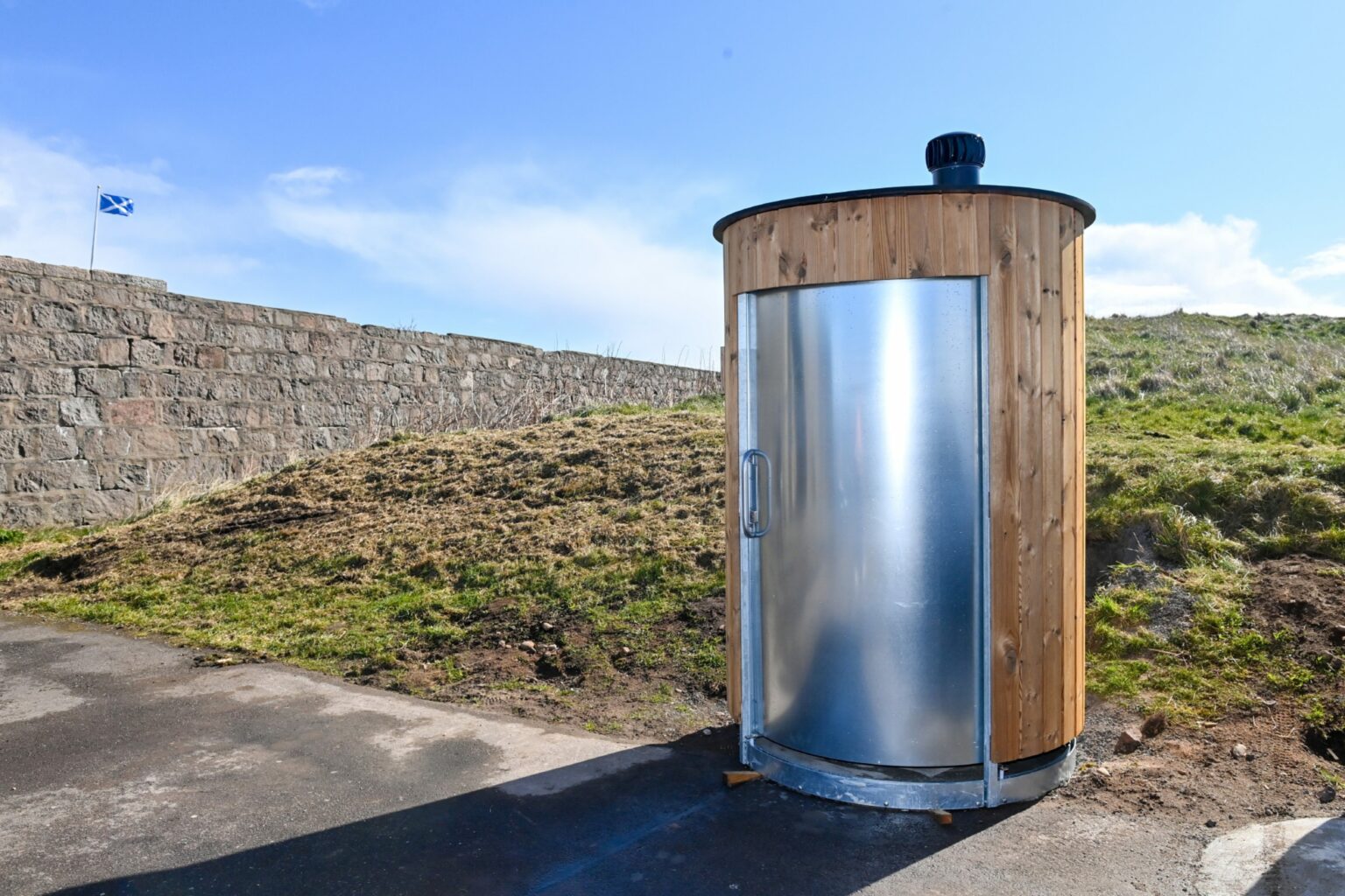 Toilets that don't need power, water or chemicals installed at Torry ...