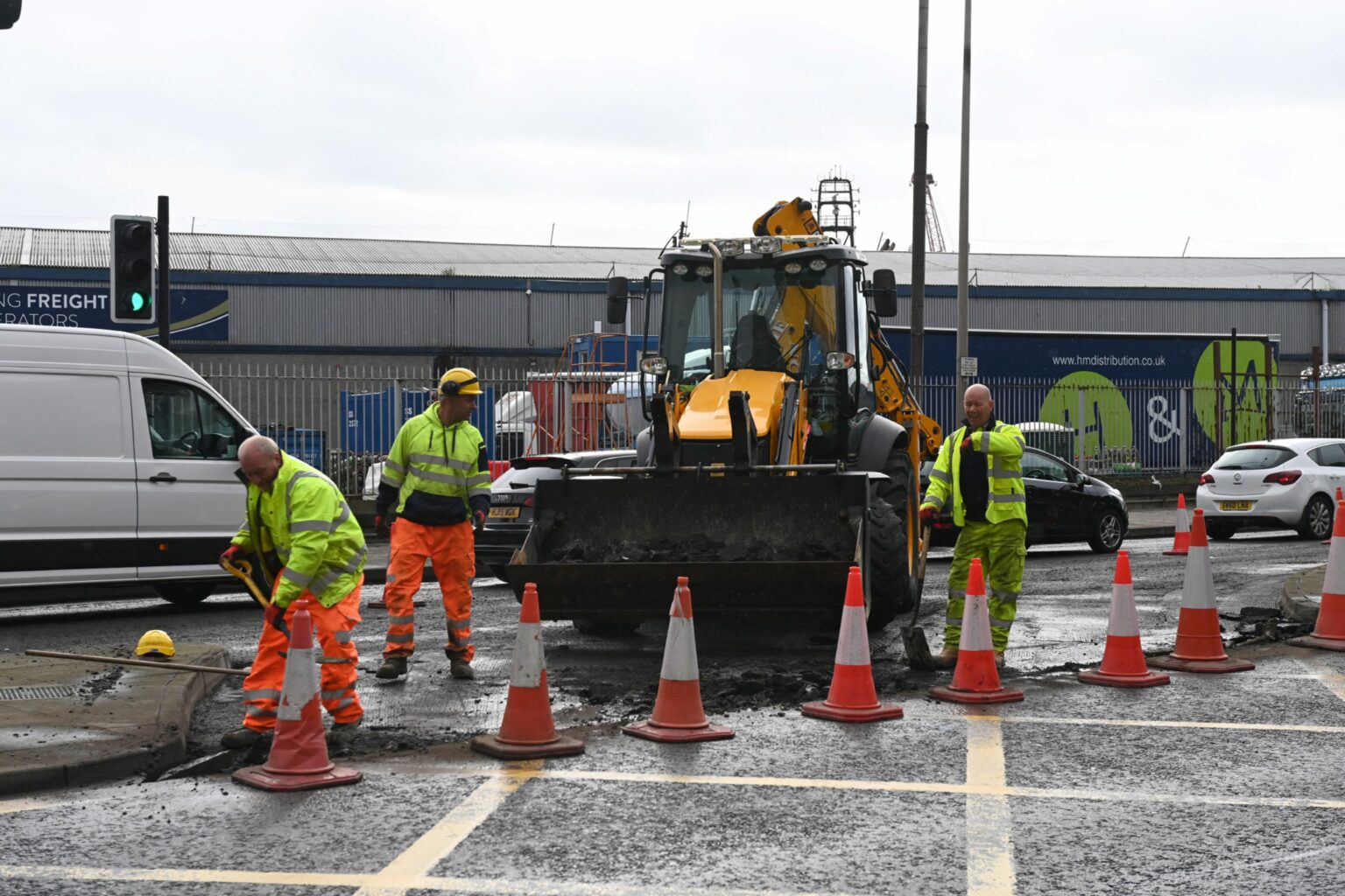 Aberdeen Roadworks in Market Street cause long queues