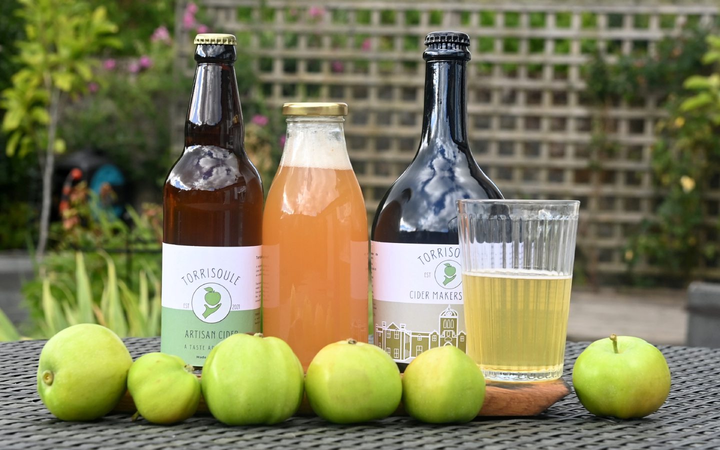Huntly cider venture is the apple of the community's eye - Press and ...