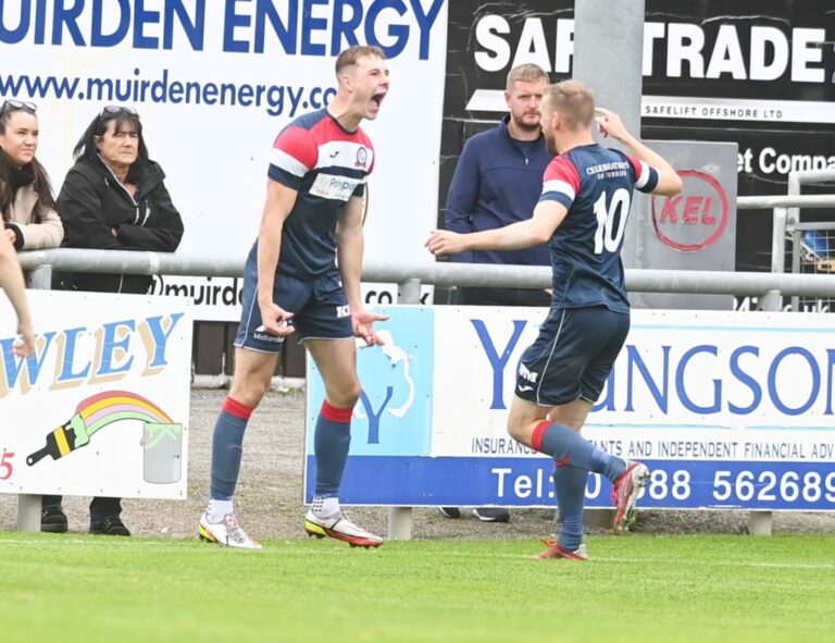 Neil Simpson: Aberdeen striker Alfie Bavidge looks like scoring with ...