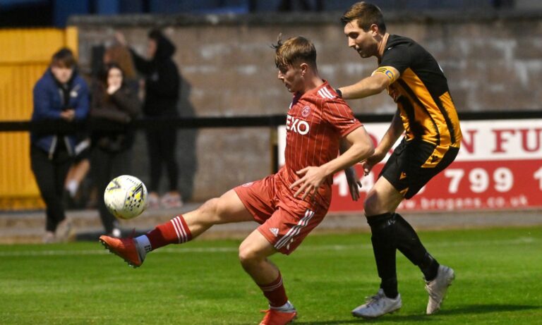 Neil Simpson: Aberdeen striker Alfie Bavidge looks like scoring with ...