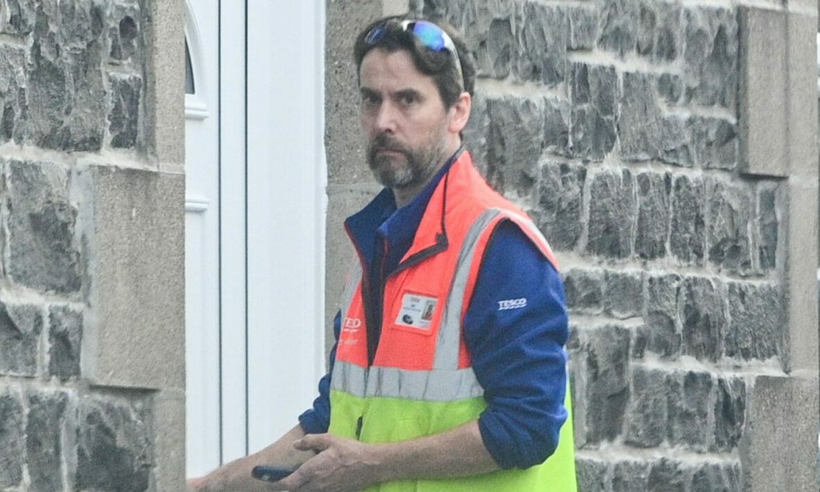 Peterhead deputy head struck off for relationship with pupil
