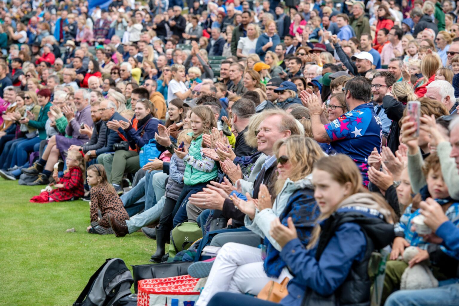 In Pictures: Royals, Hollywood stars and rapturous applause welcome ...