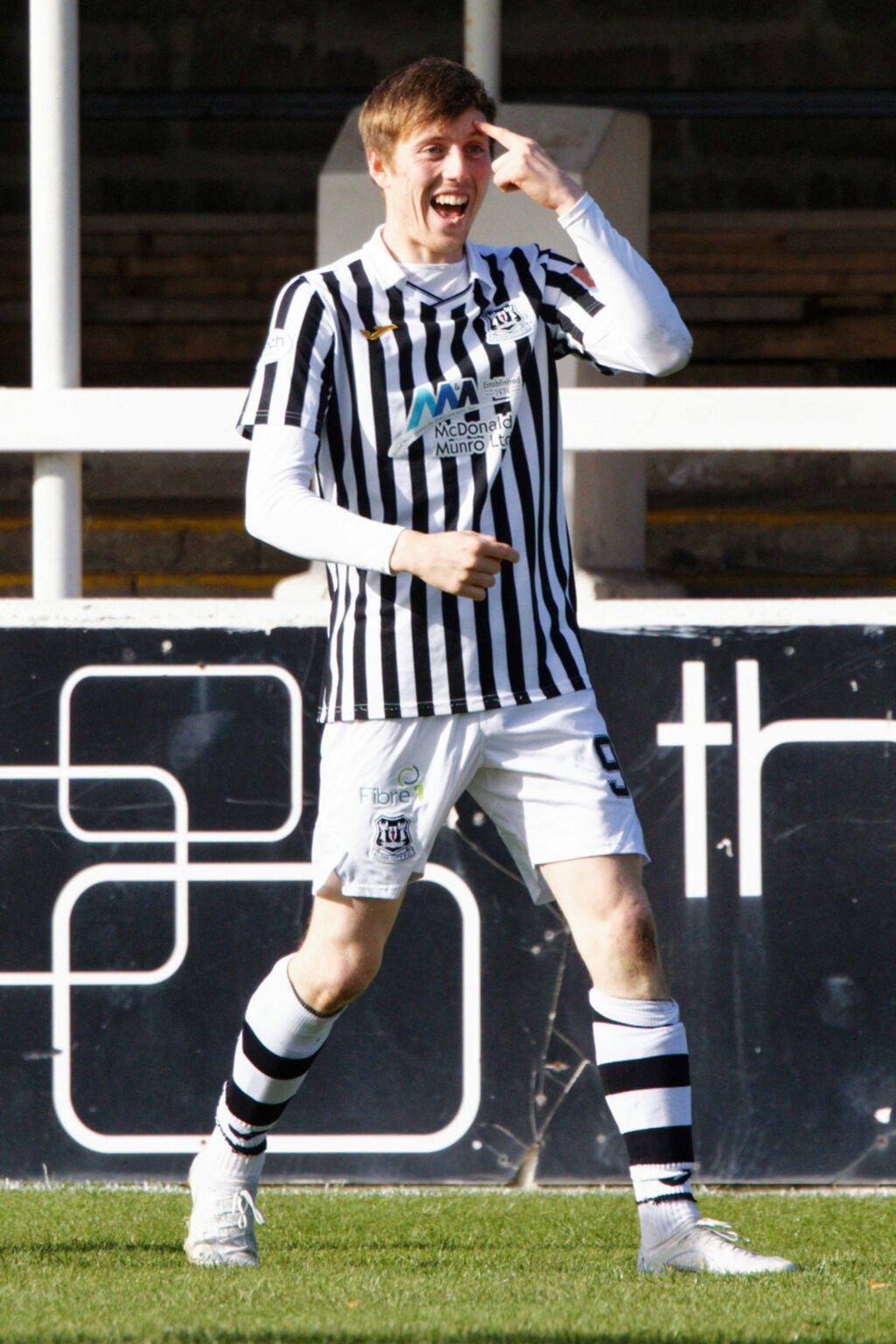 Gavin Price feels returning Aberdeen loanee Evan Towler can kick on ...