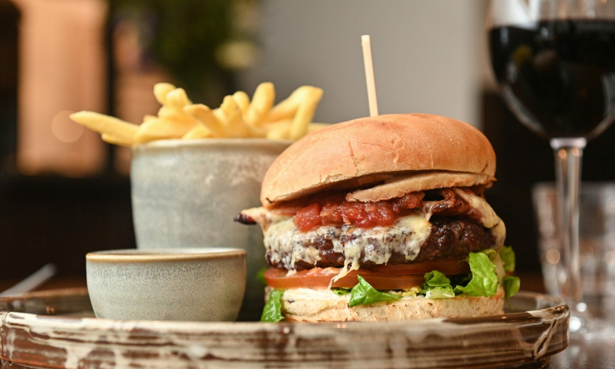 7 places to visit in Elgin for a tasty lunch