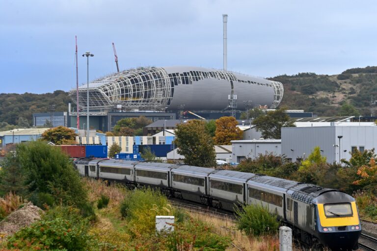 Aberdeen incinerator contractor to start accepting waste in weeks