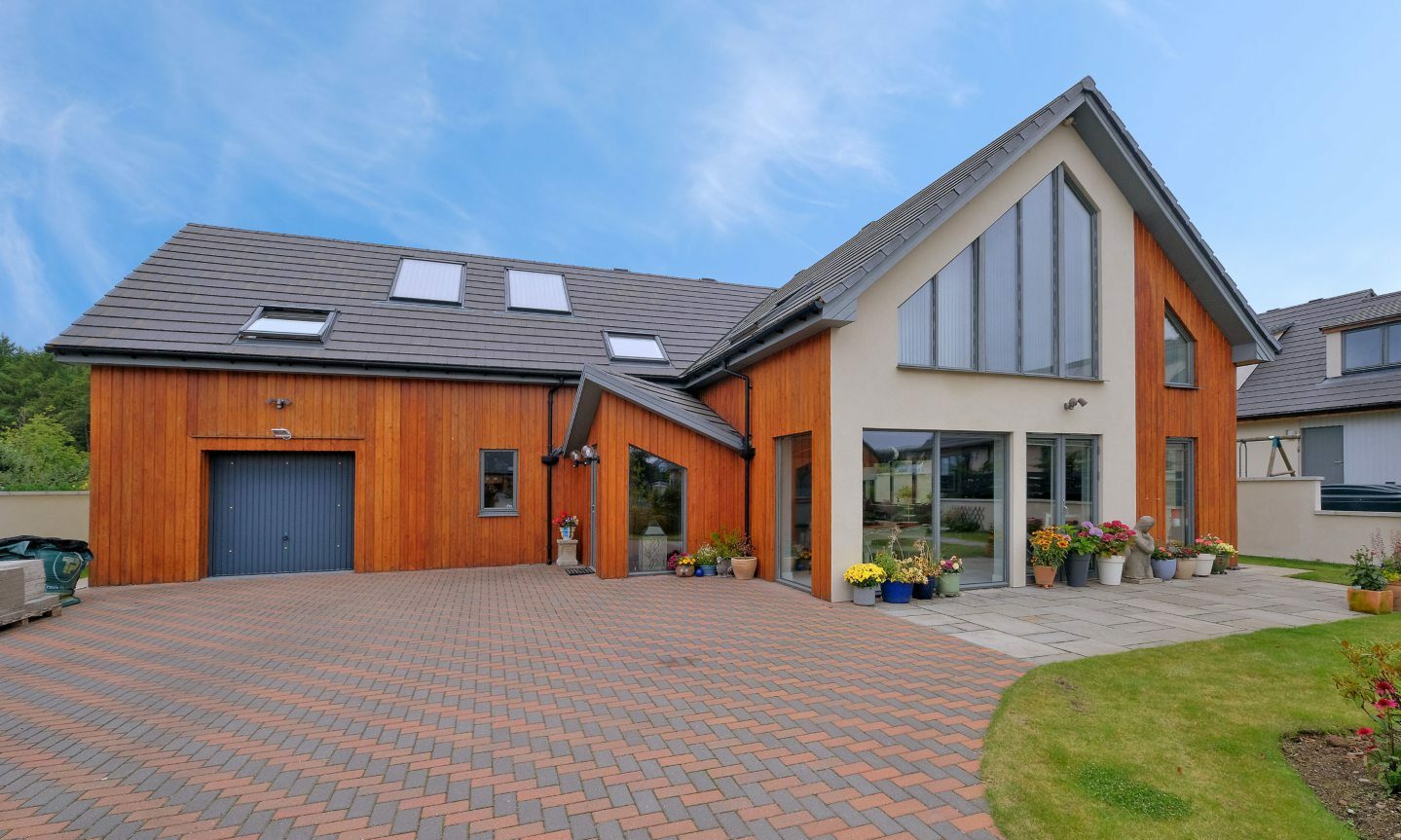 Stunning Scandinavian style Sauchen home on the market for £459k ...