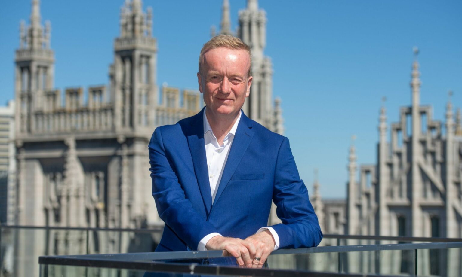 Huge ABERDEEN letters can be displayed in UTG