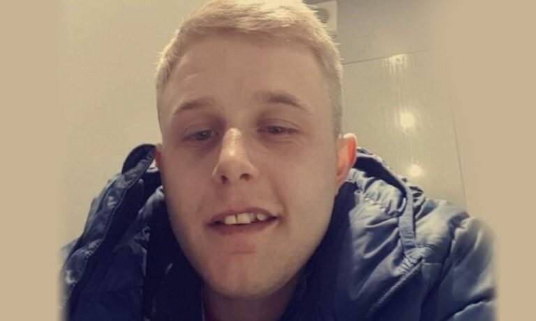 Thief stole battering ram from firefighters as they investigated blaze