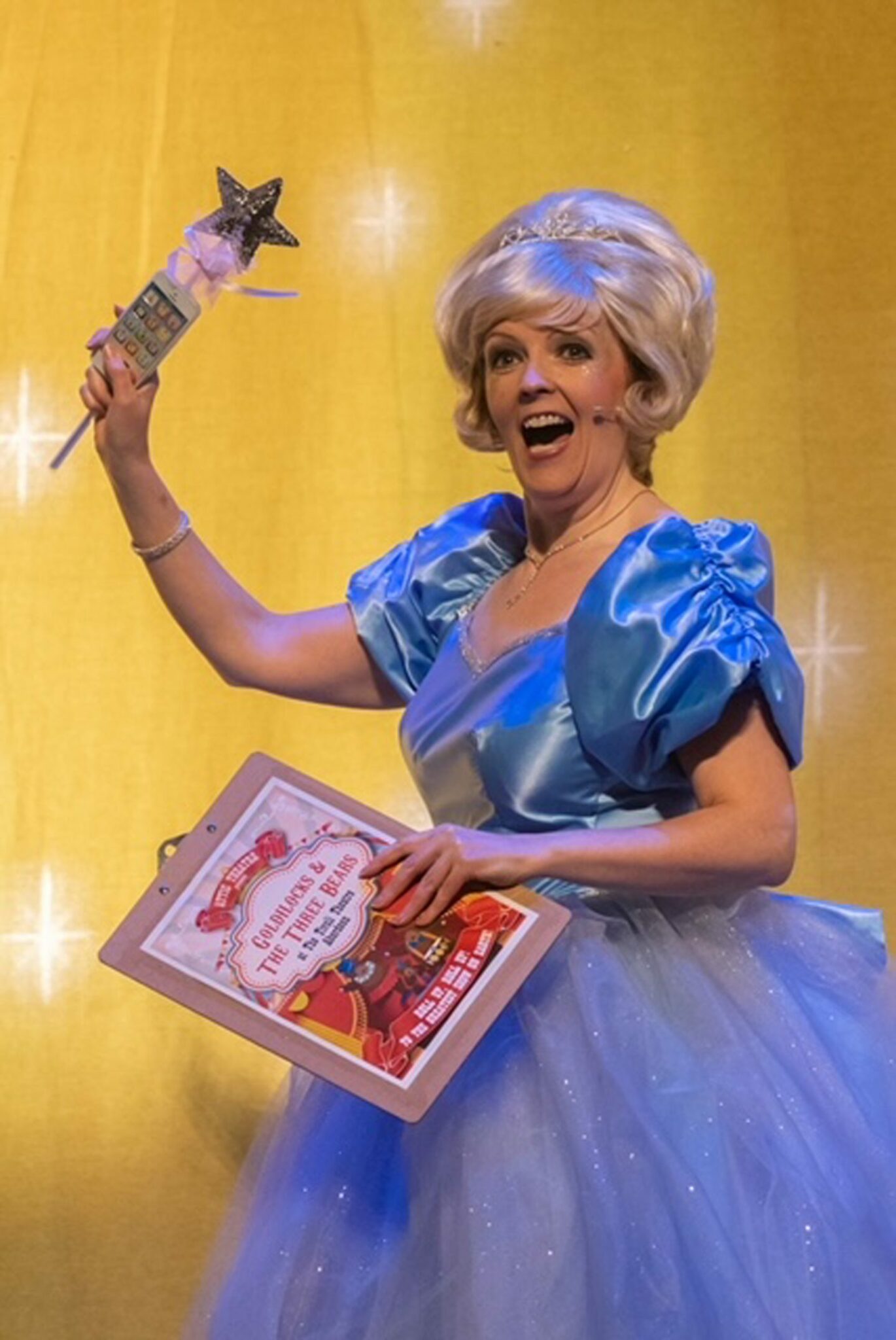 REVIEW: Goldilocks is just right as a fantastic panto at The Tivoli