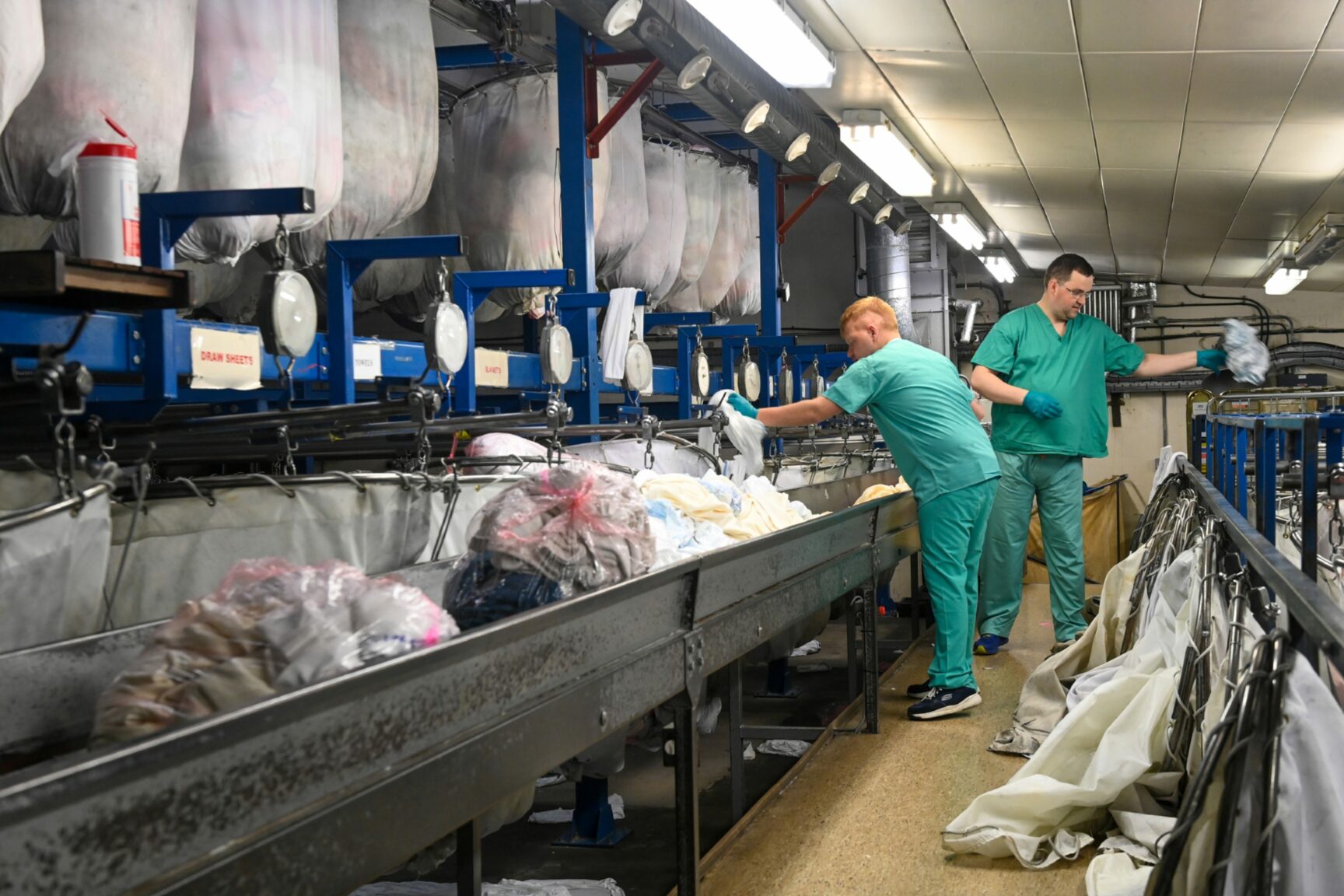 NHS laundry: Why are pens the biggest nightmare for staff?