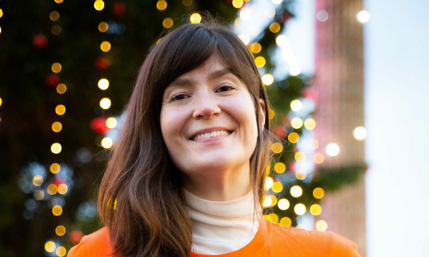 Maggie's Aberdeen enlist Bargain Hunt auctioneer for fundraising auction