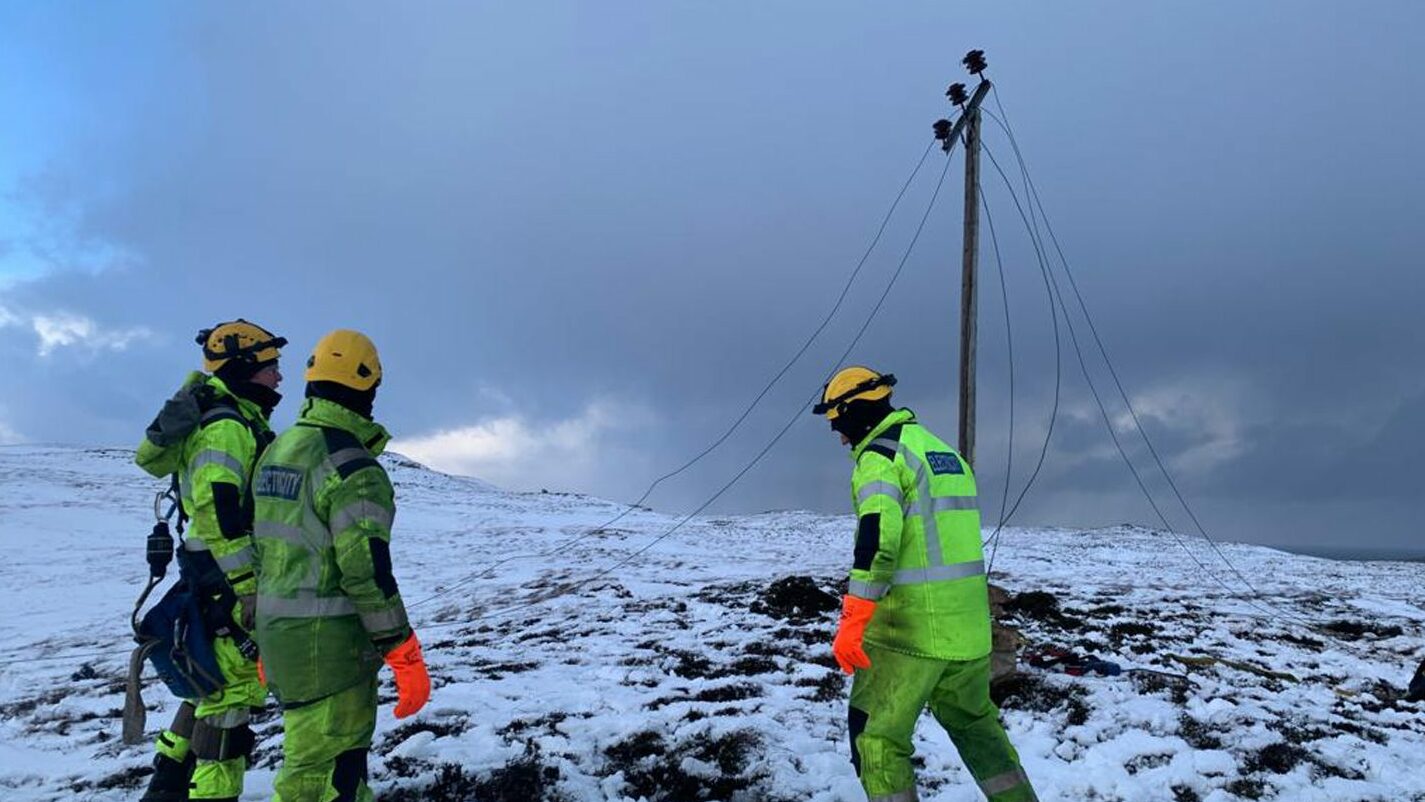 Planned rural power cuts AXED at last minute over icy weather