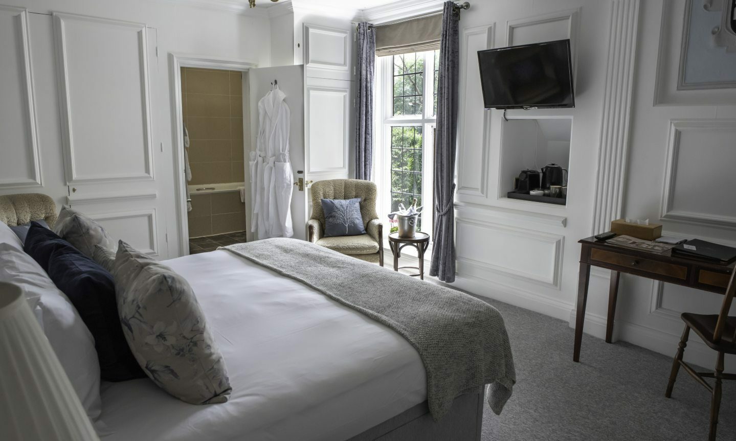 Luxury and heritage at Salford Hall in the Cotswolds