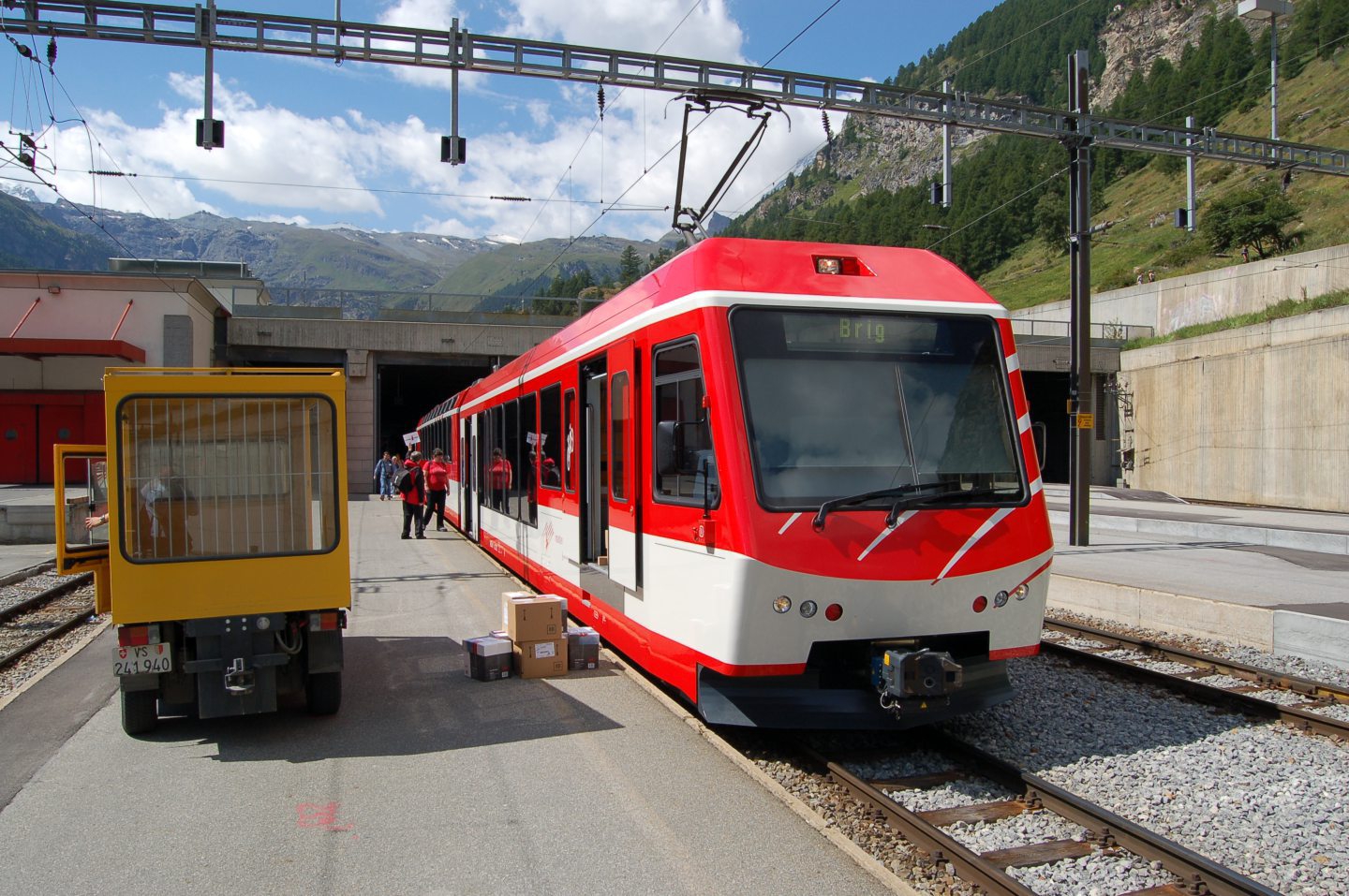 Zermatt, where the streets are paved with Scottish plastic - Press and ...