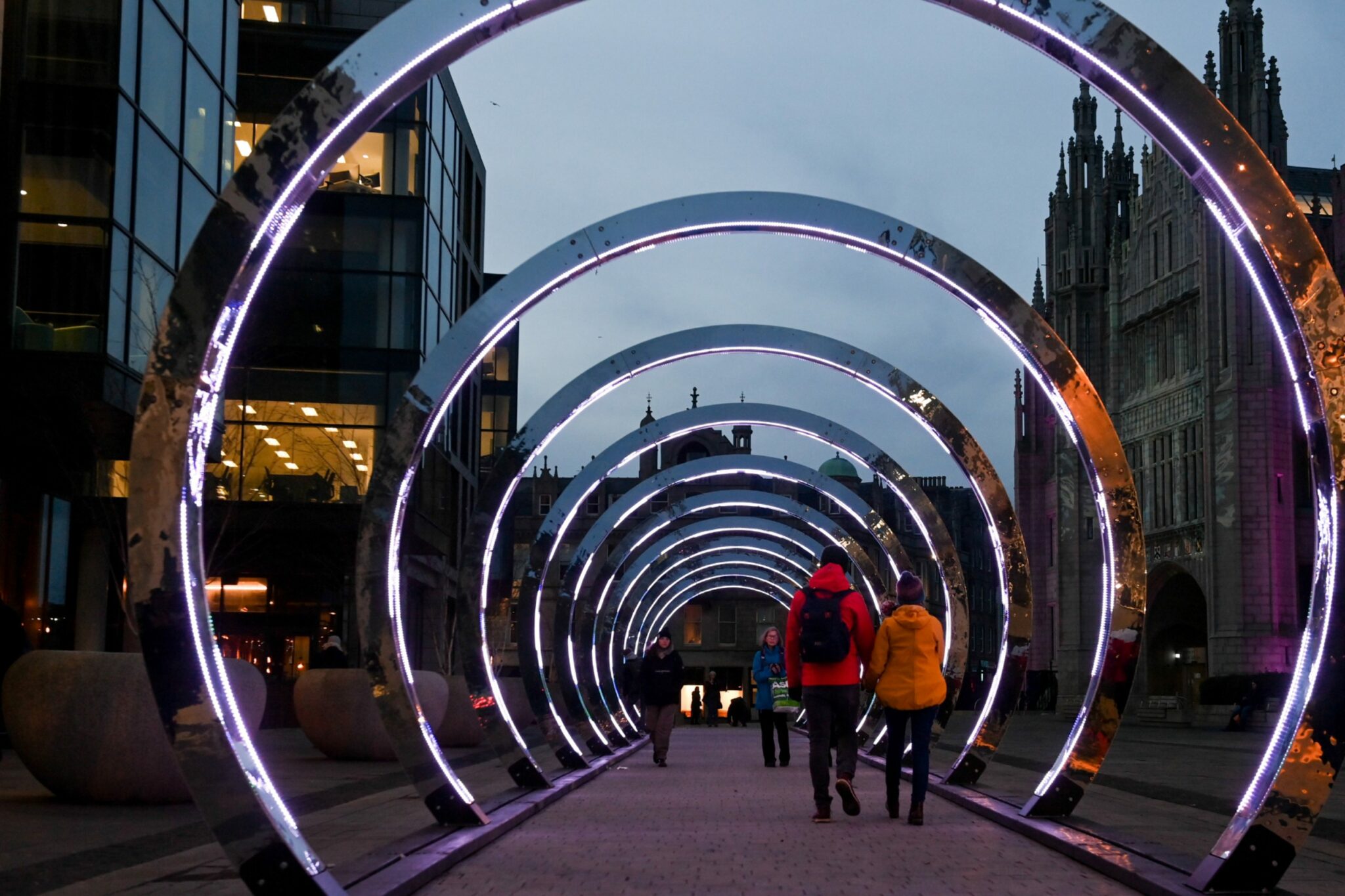 Spectra light show Aberdeen: Planners should consider salon appointments