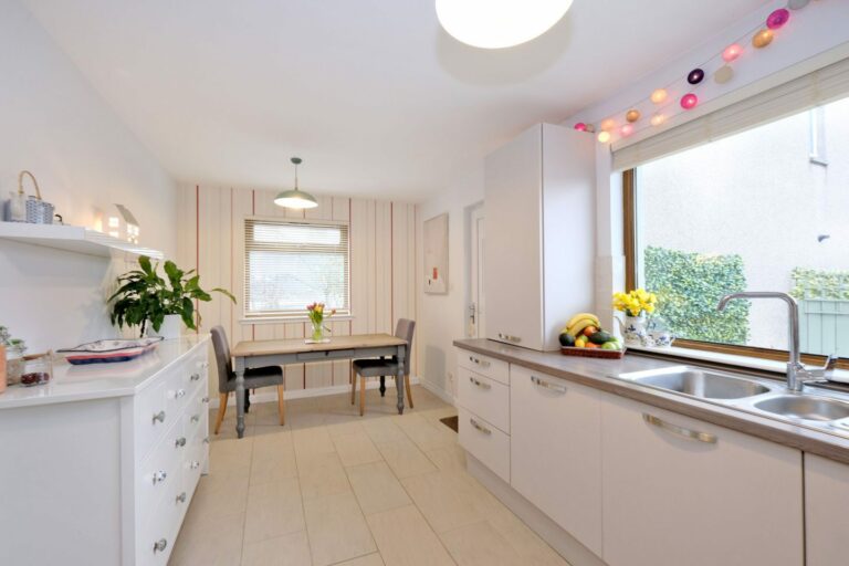 Three-bed detached house with sea views in Stonehaven's Auld Toon for ...