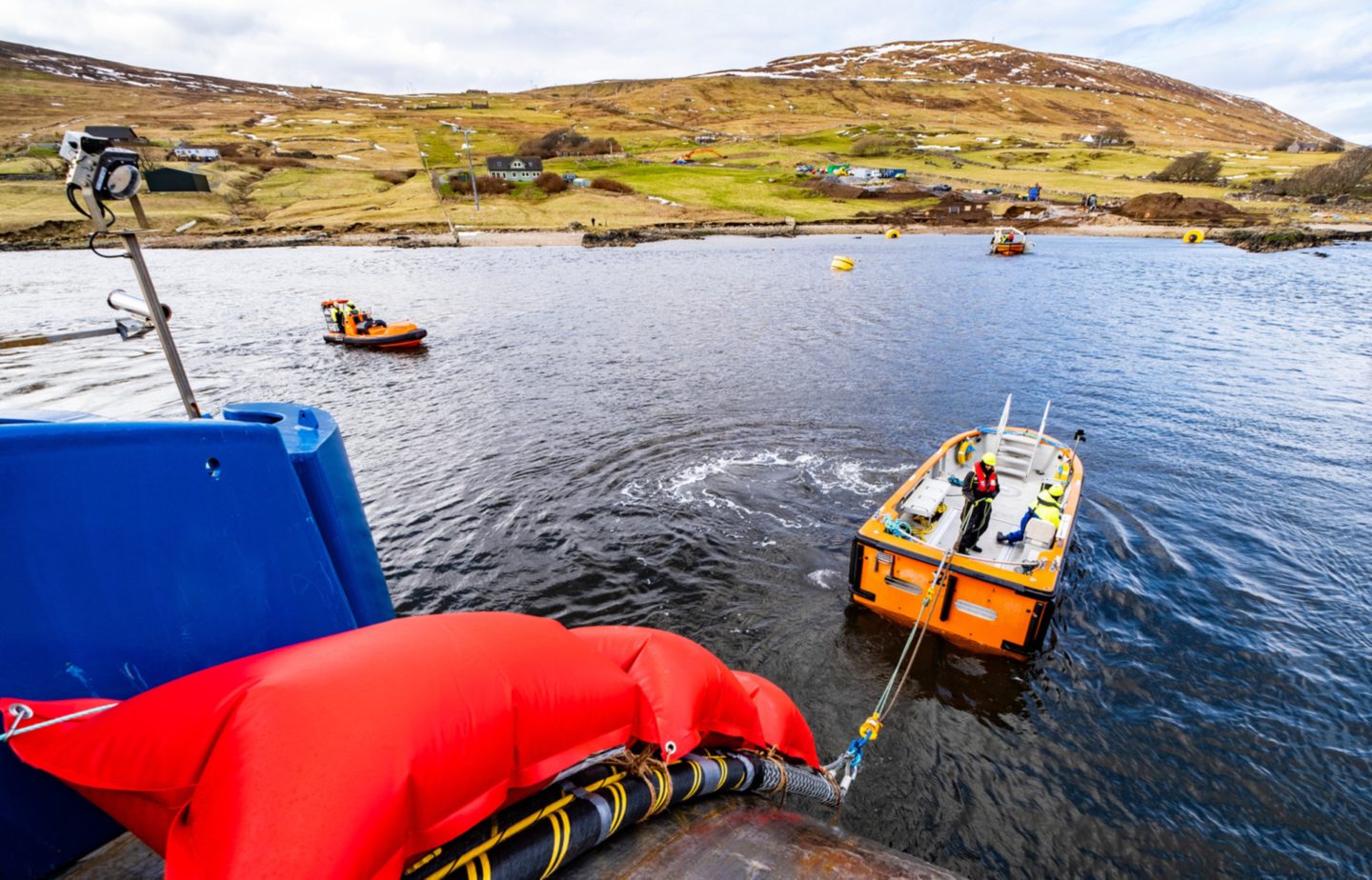 Cable connecting Shetland to the grid laid for the first time