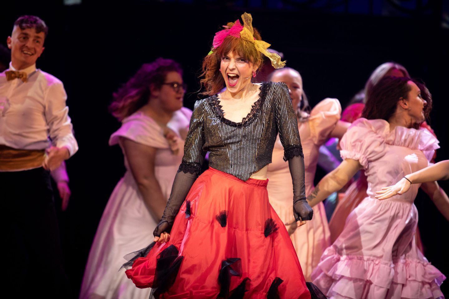 Review: Inverness Musical Theatre hit high notes in Wedding Singer