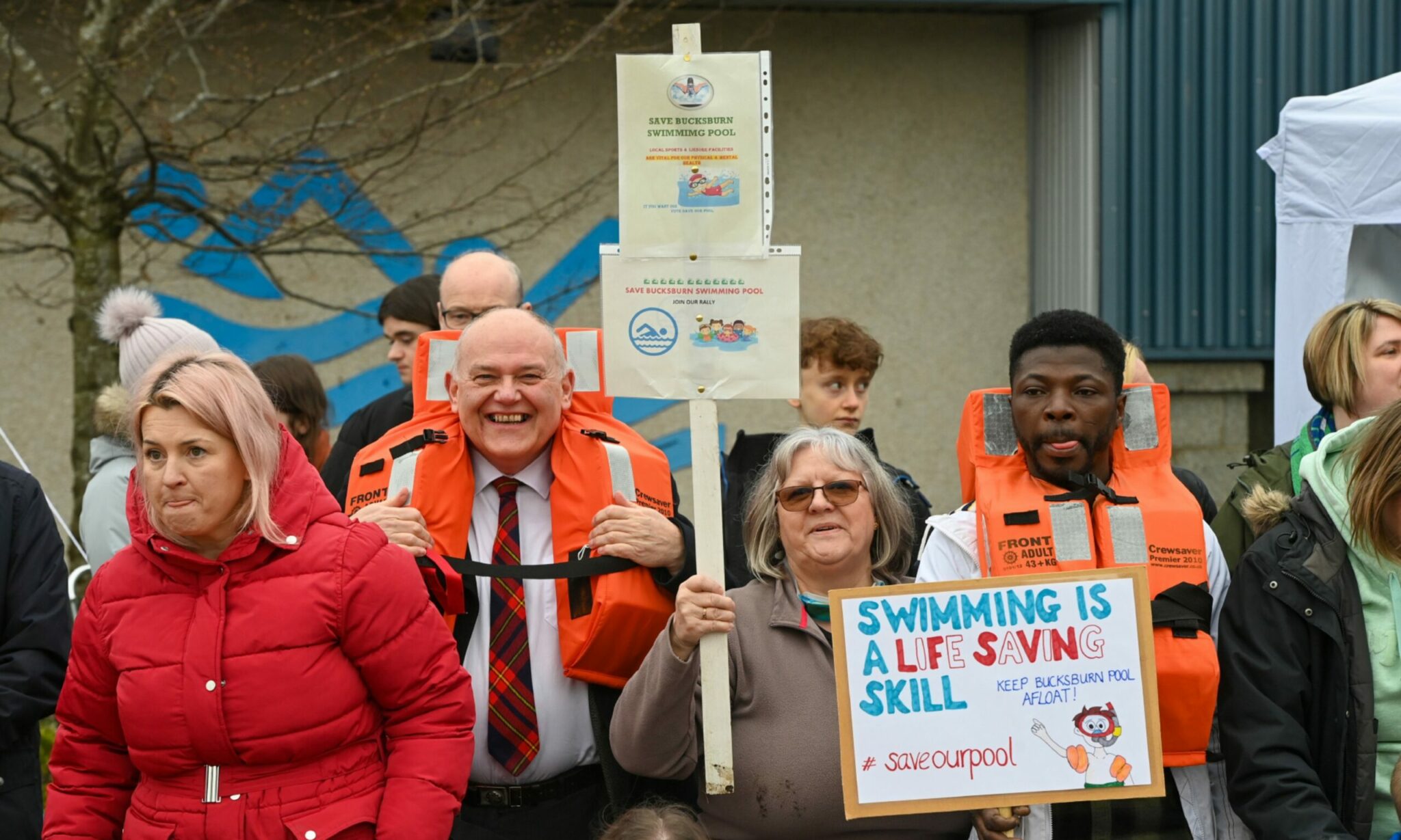 Hazel Cameron: Aberdeen councillor flees heated meeting