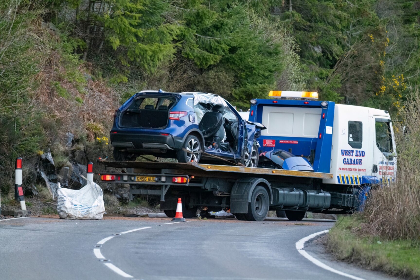 Five people in hospital after crash on A82 near Invermoriston