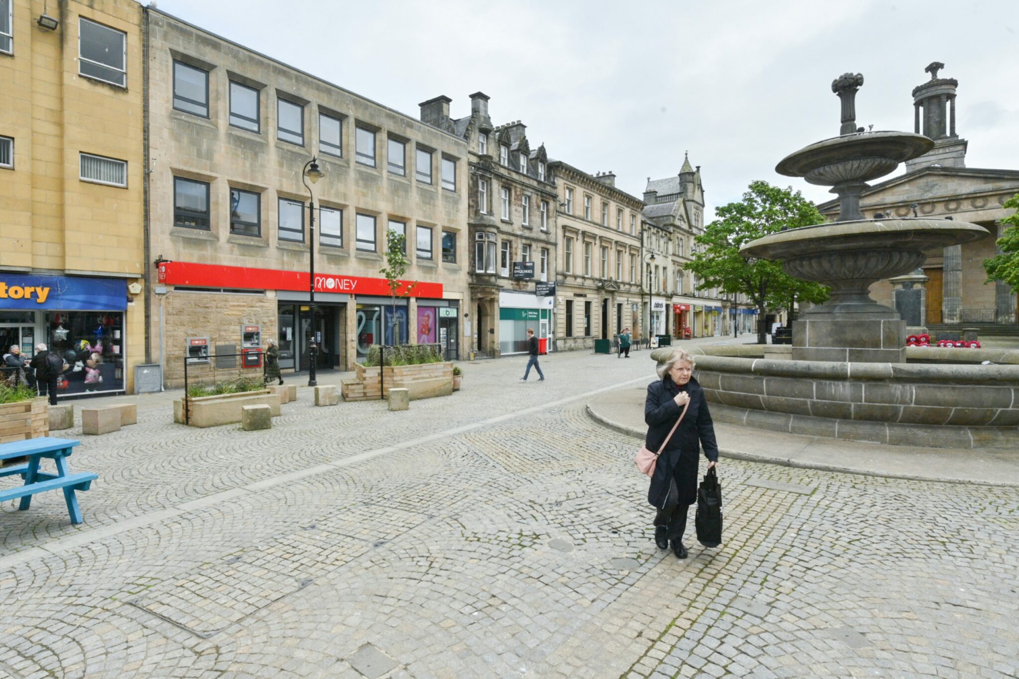 Former Starbucks in Elgin could be given new life