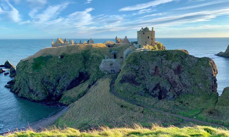 Stonehaven steals the spotlight in Landscape Artist of the Year ...