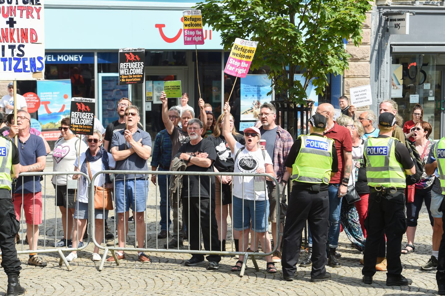 Far-right activist Alek Yerbury wants to return to Elgin