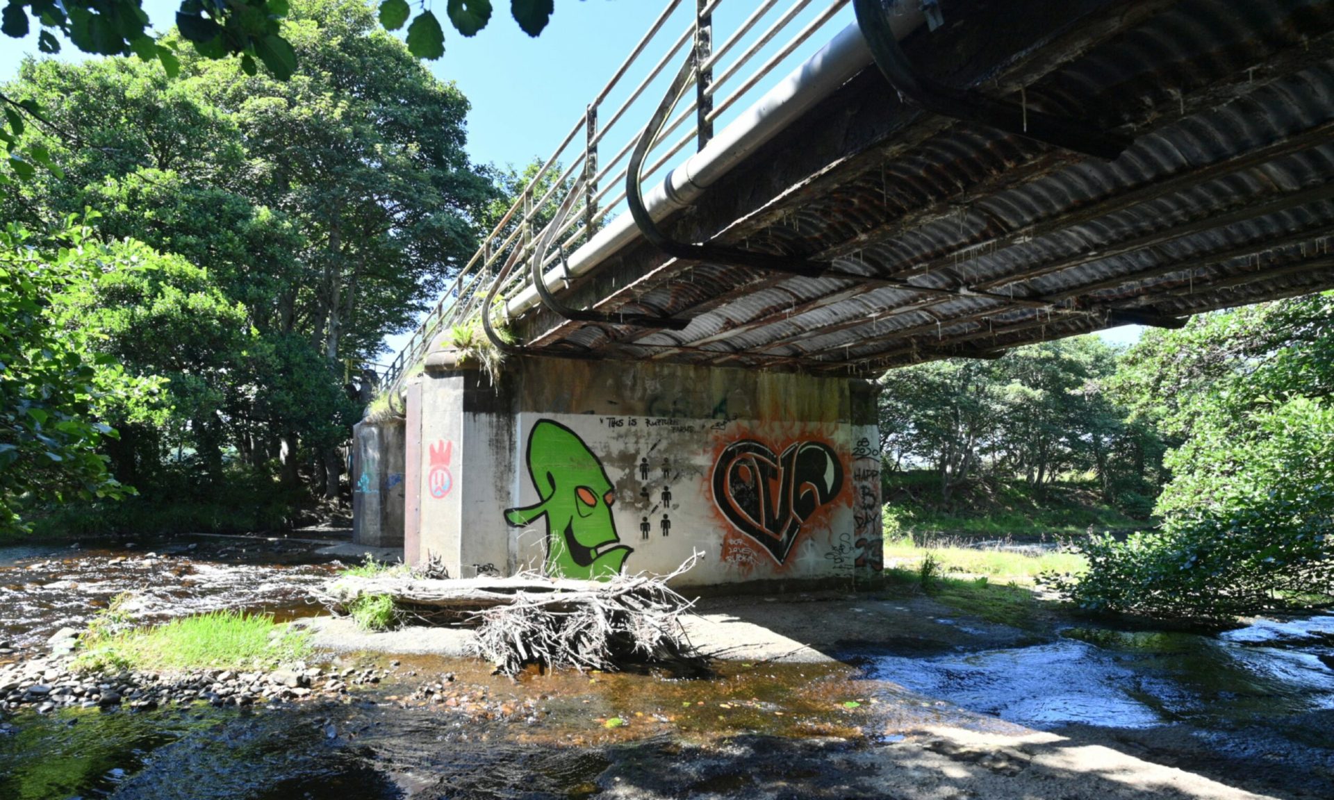 Cloddach Bridge: Hopes wind farm cash can save Elgin crossing