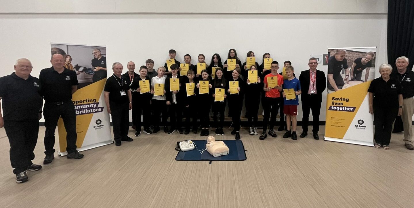 Lochside Academy trains 1,000th pupil in CPR