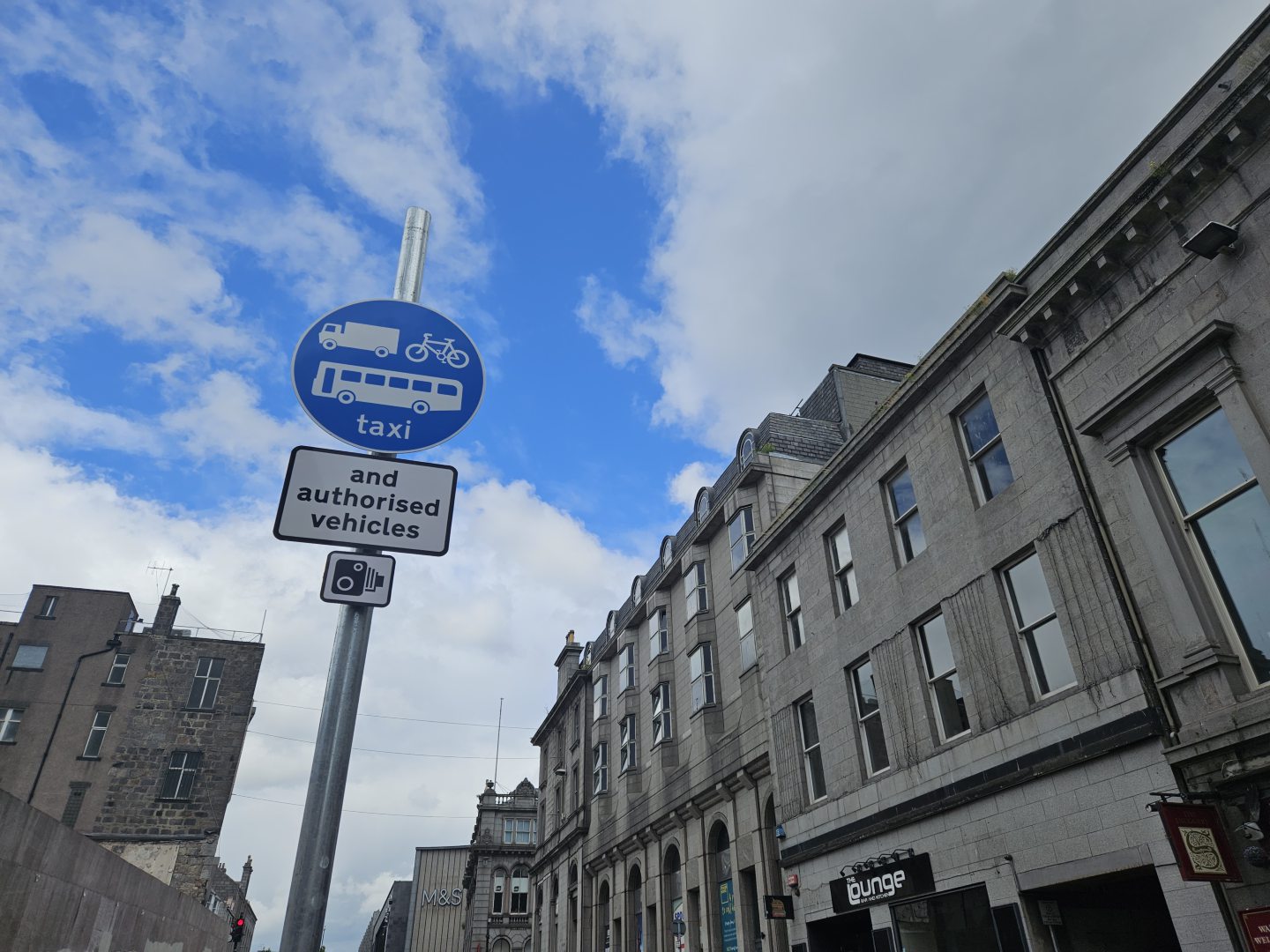 First of three new bus gates for Aberdeen city centre installed