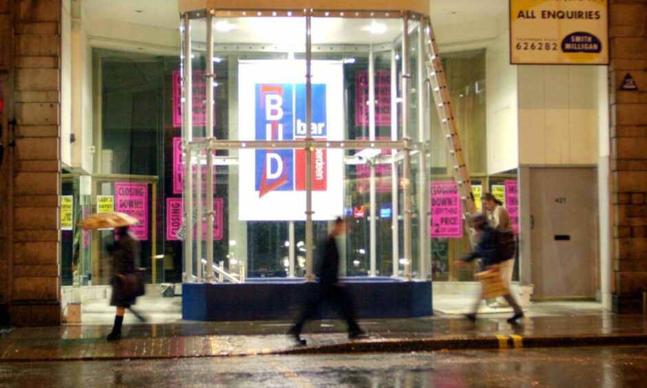 Budz Bar: Aberdeen revellers share memories of 2000s nights out