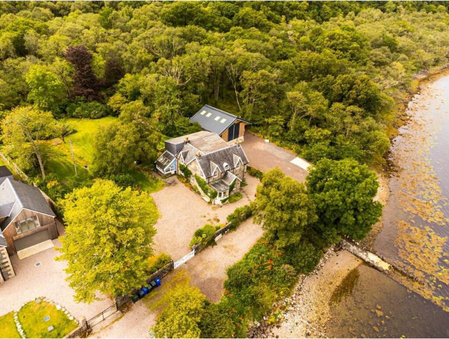 Home with boathouse for sale by 'Harry Potter loch' Etive