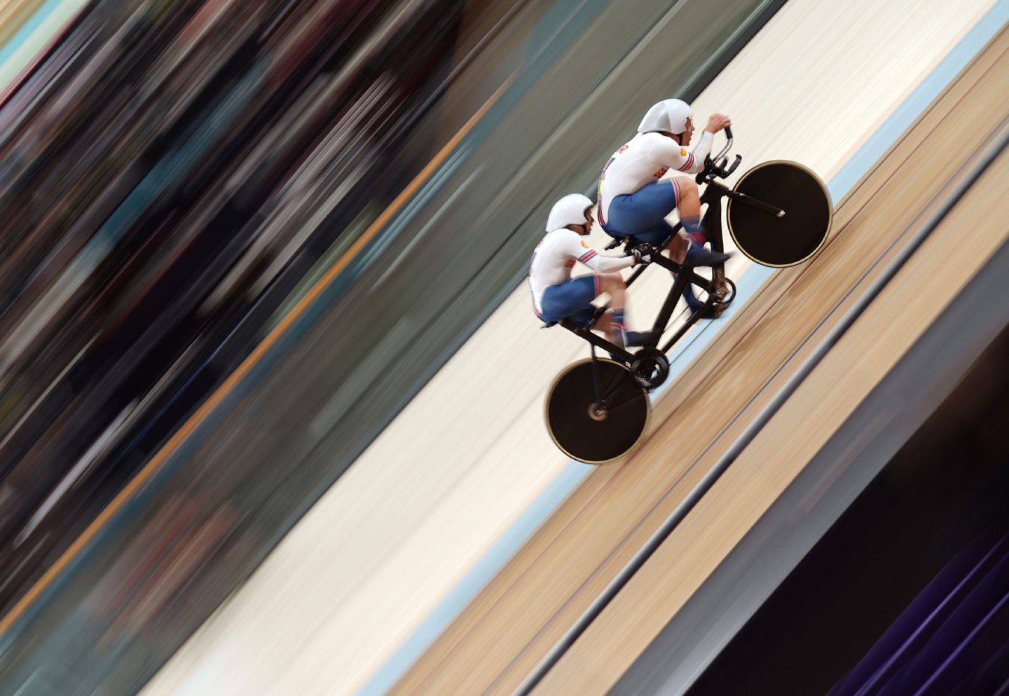 Aberdeen’s Neil Fachie wins gold at Cycling World Championships