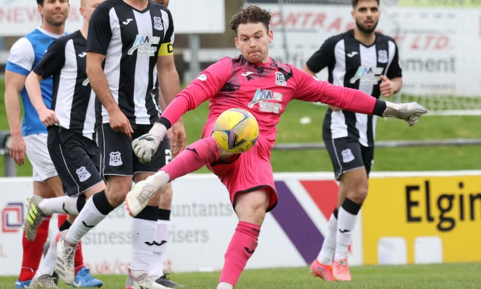 New goalkeeper Daniel Hoban can be Banks o' Dee mainstay